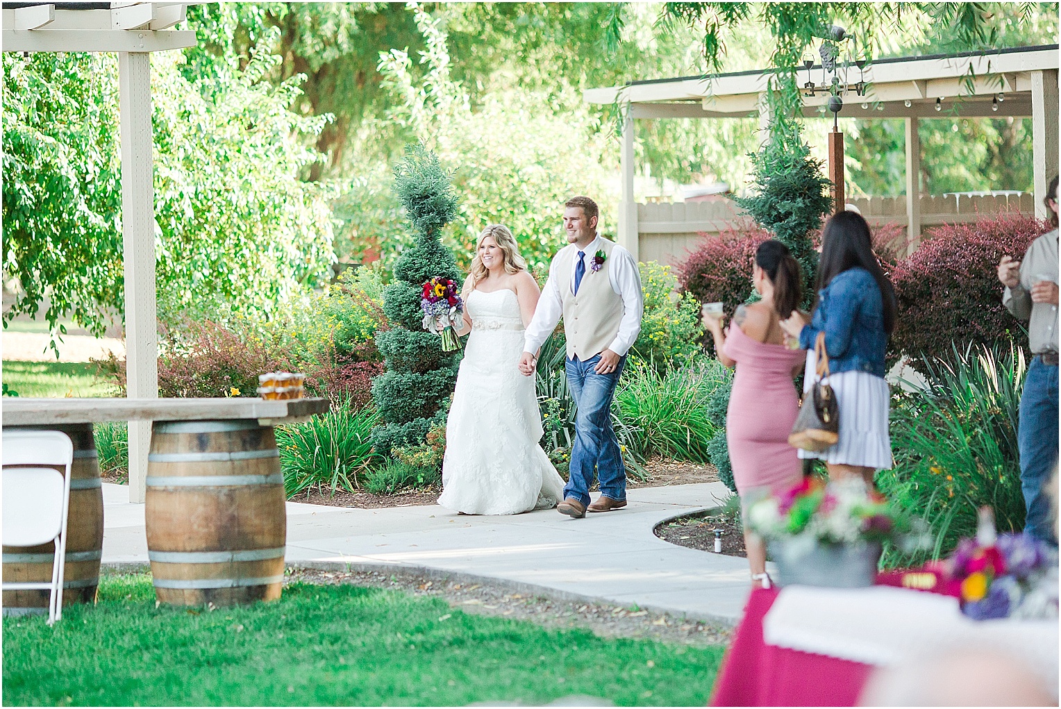 Shadow Lake Ranch Wedding | Prosser Photographer | Chris and Whitney